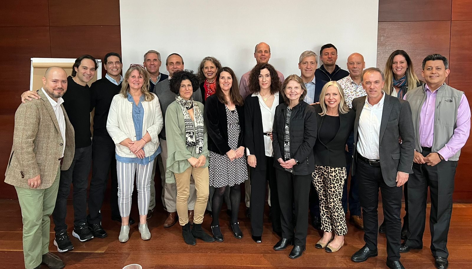 Más de 100 Directores y gerentes de primera línea se unieron a la Red ...